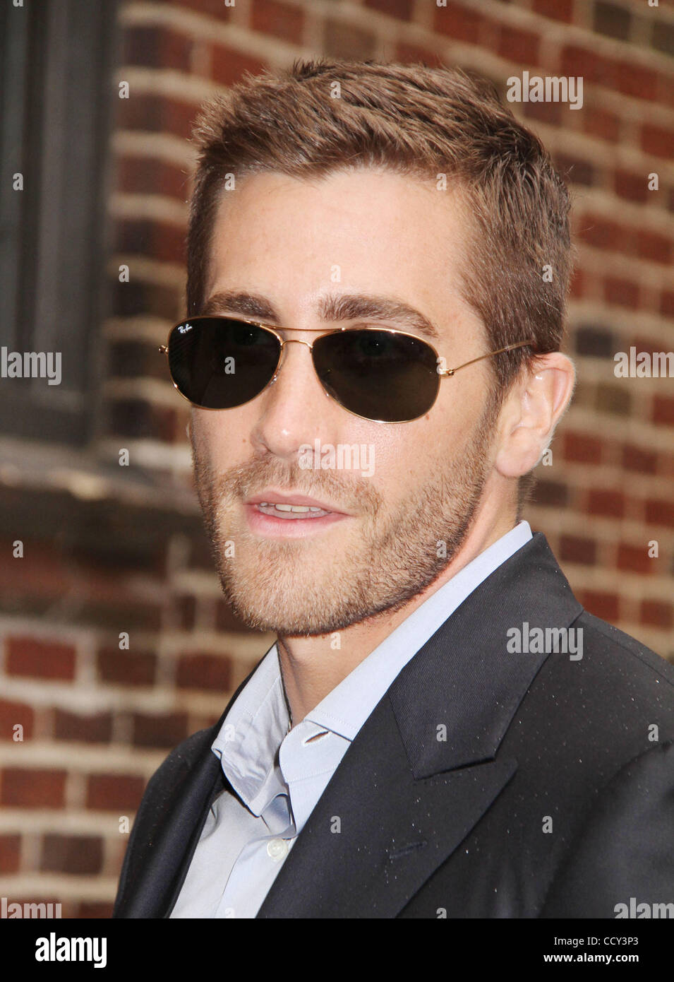 Actor JAKE GYLLENHAAL arrives for his appearance on the 'Late Night ...