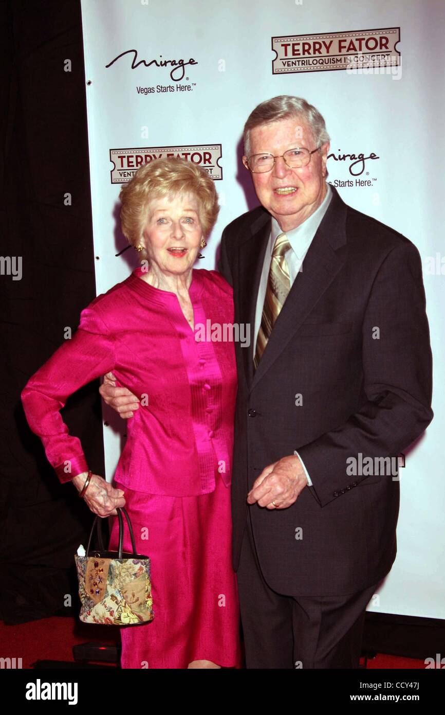 Terry fator and wife hi-res stock photography and images - Alamy