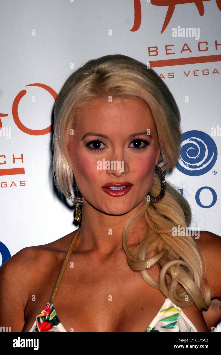 May 08 2010 Hollywood California Us Holly Madison Hosts The Beach Blanket Bikini Bash
