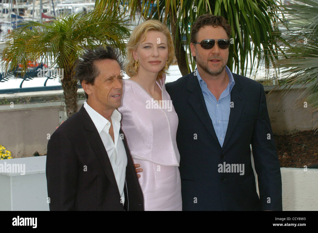 Cate blanchett and russell crowe hi-res stock photography and images ...
