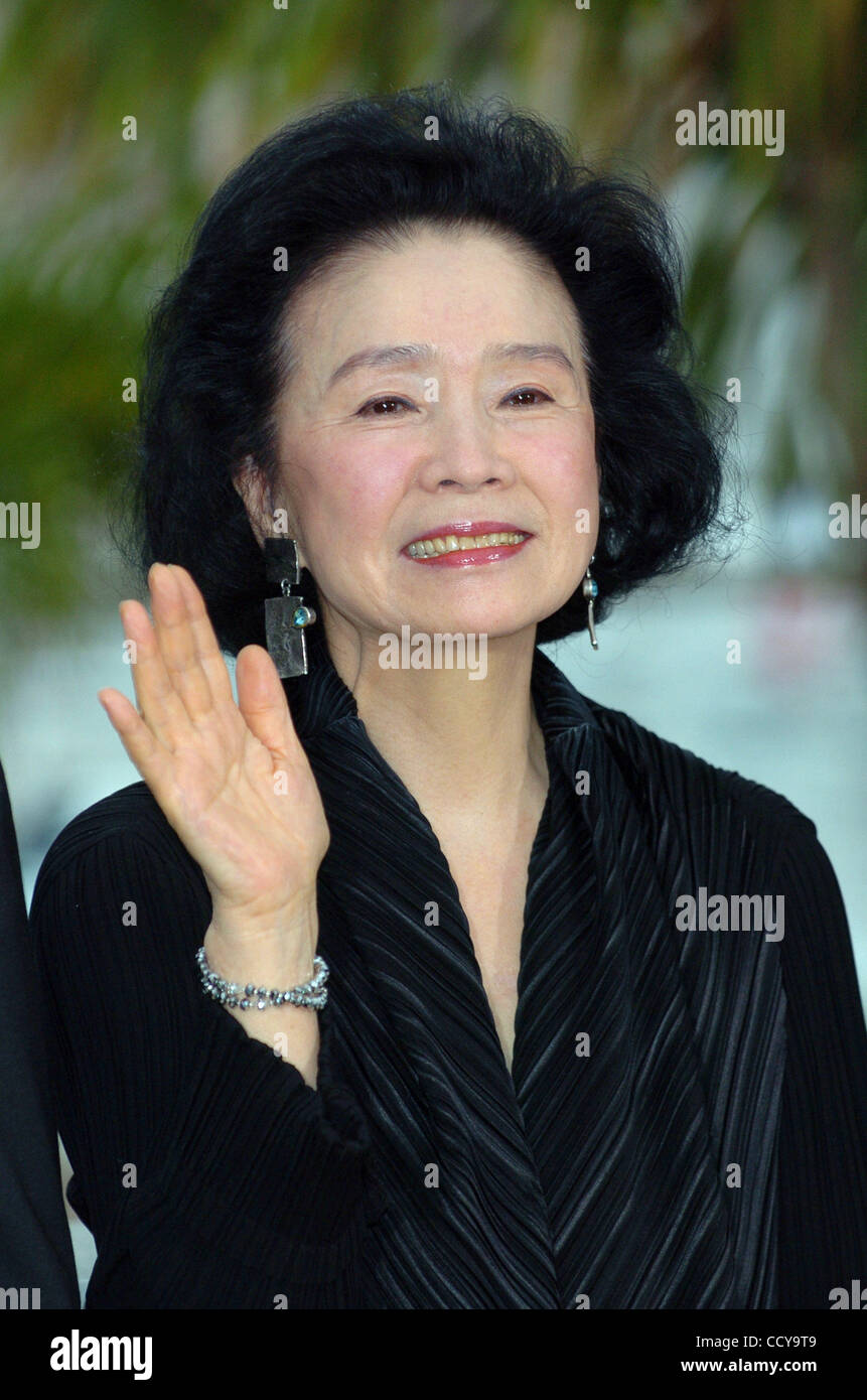 Actress Yun Jung Hee attends the "Poetry" Photocall at the Palais des ...