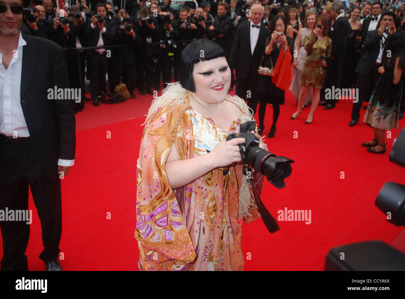Beth ditto of gossip hi-res stock photography and images - Alamy