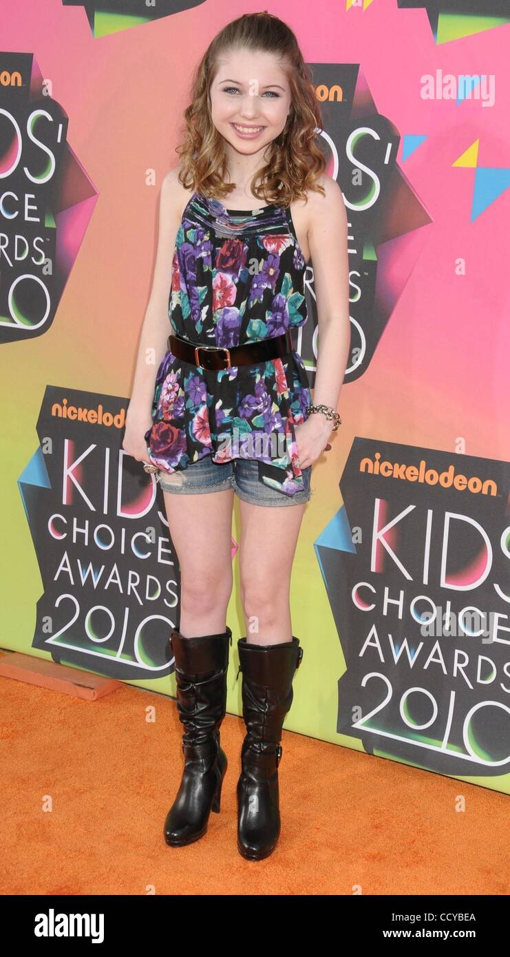 Mar 27, 2010 - Los Angeles, California, USA - Actress SAMMI HANRATTY at ...