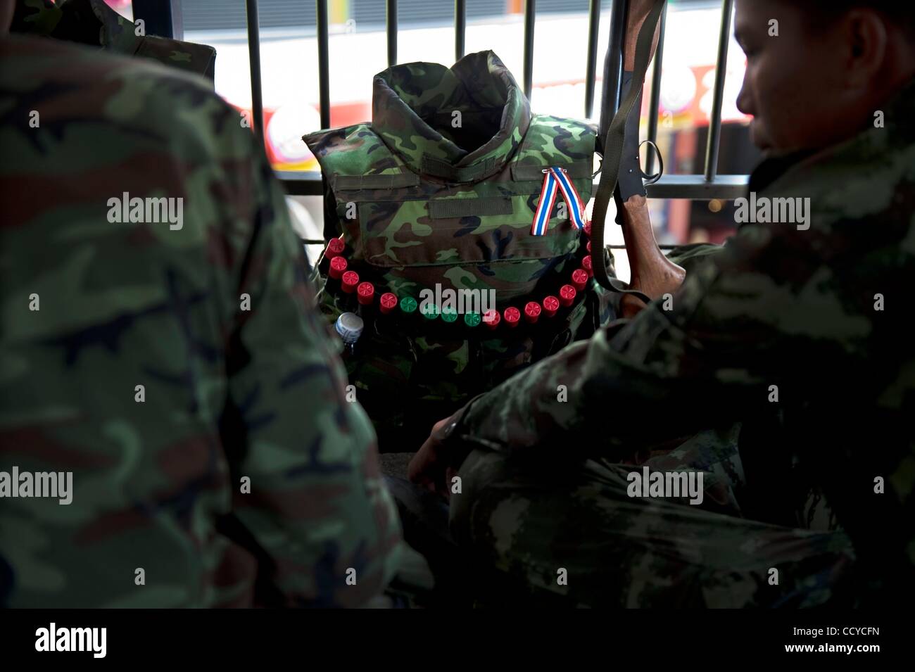 Apr 19, 2010 - Bangkok, Thailand - Thai Army soldiers sit beside the ...