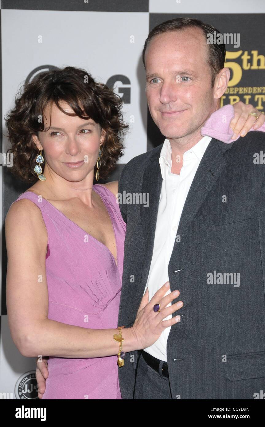 Mar 05, 2010 - California - Actress JENNIFER GREY and husband Actor ...