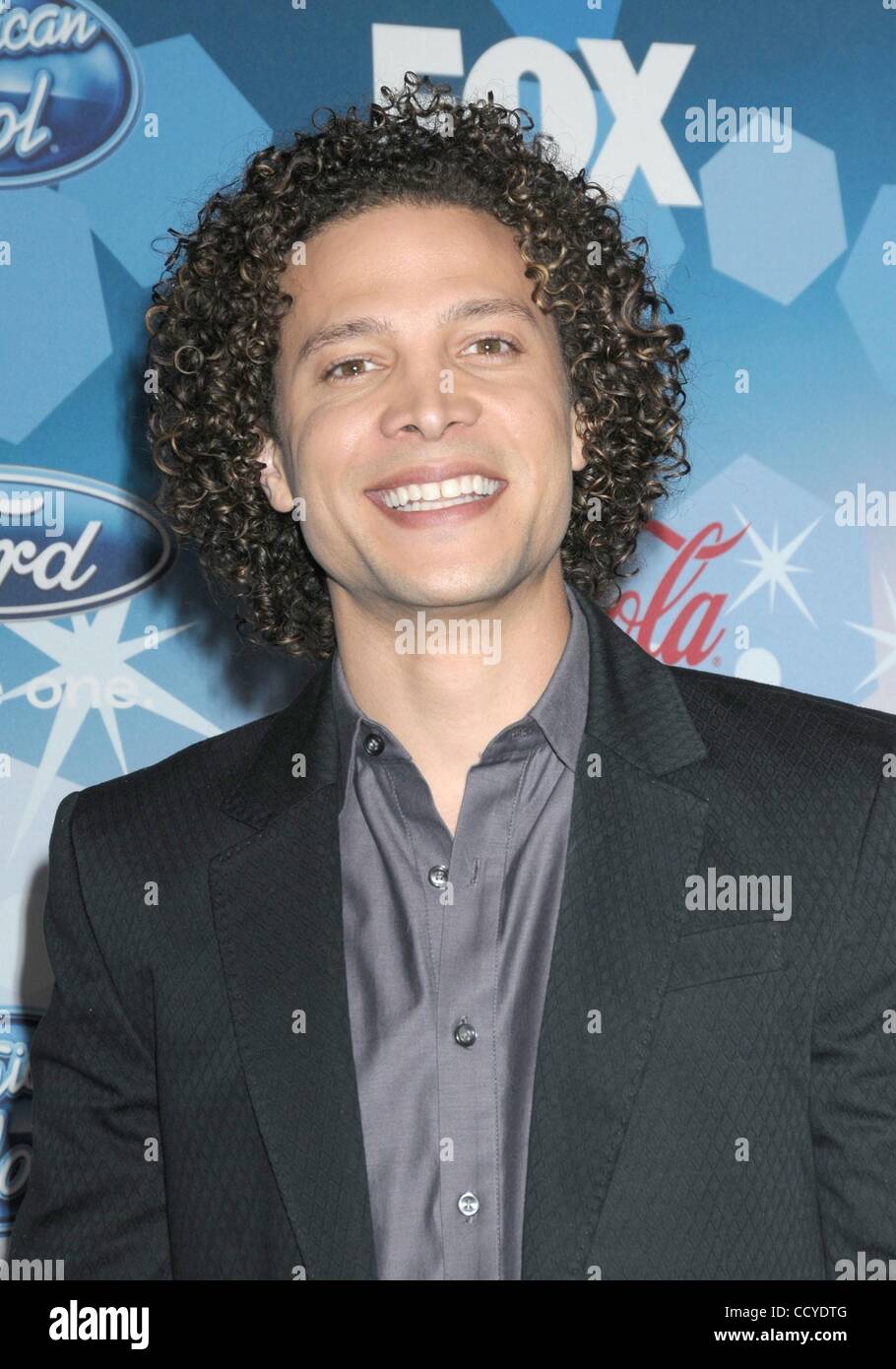 Mar 11, 2010 - Los Angeles, California, USA - Singer JUSTIN GUARINI at ...