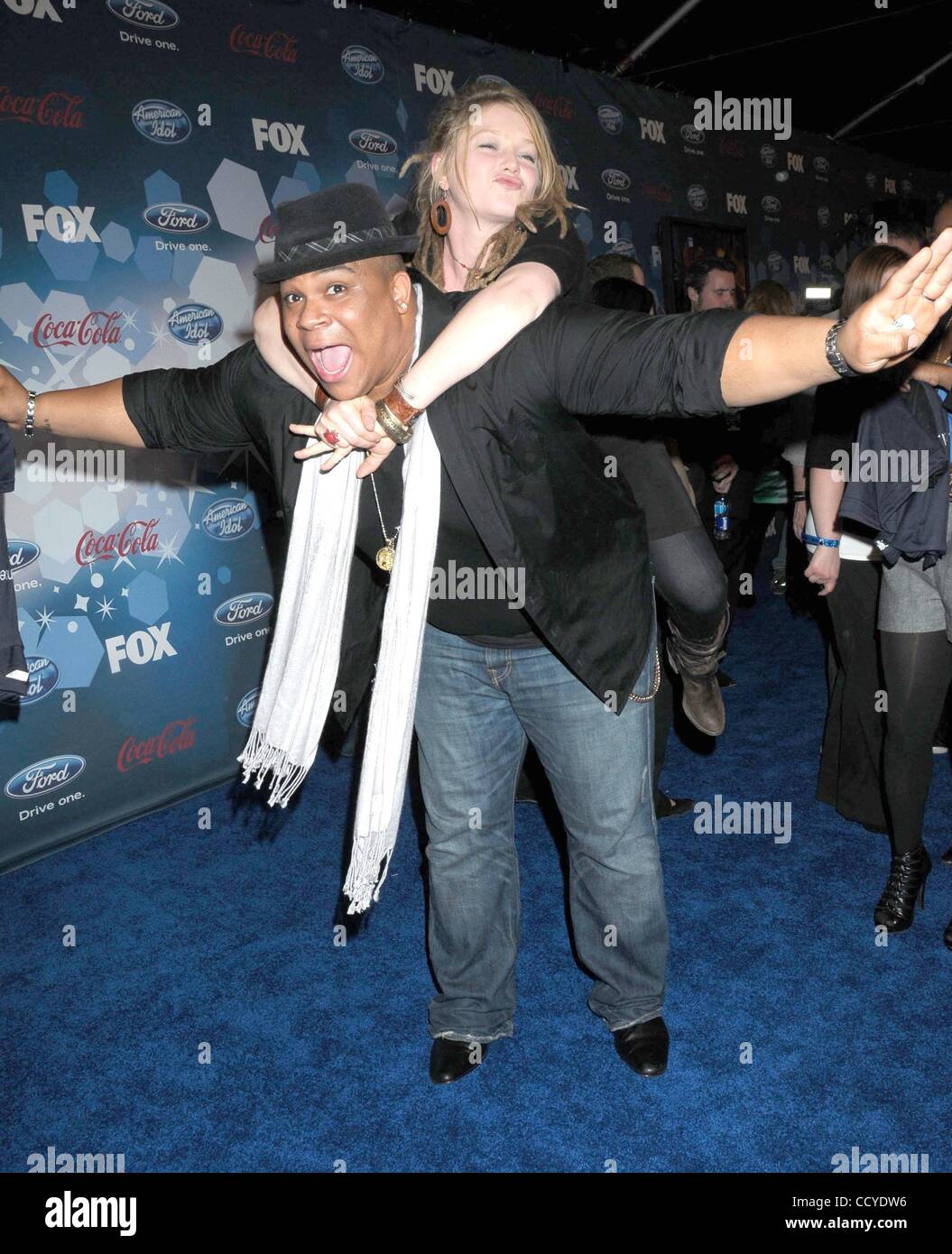 Mar 11, 2010 - Los Angeles, California, USA - Singer MICHAEL LYNCHE ...