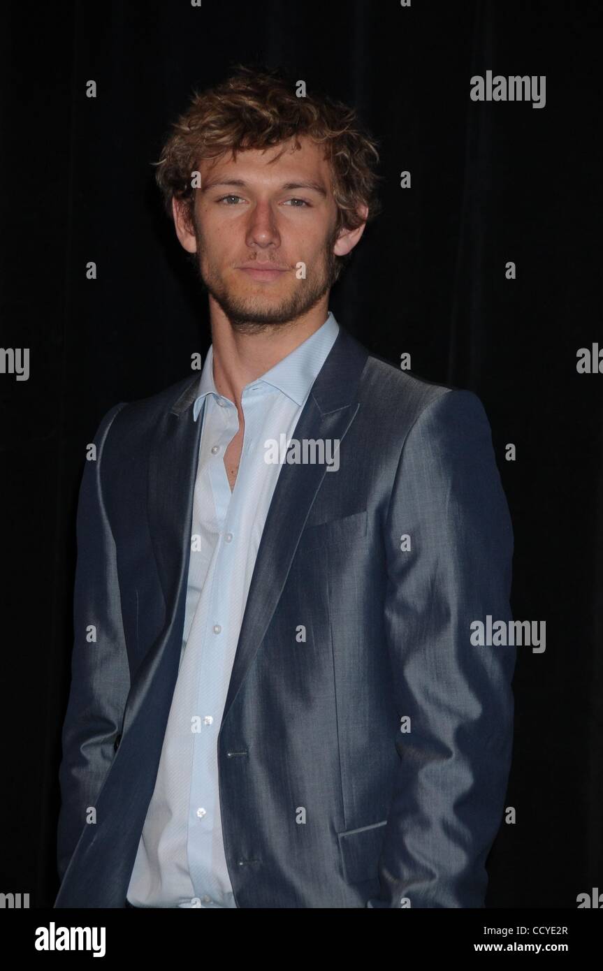 Mar 18, 2010 - Las Vegas, Nevada, USA - Actor ALEX PETTYFER at the CBS ...