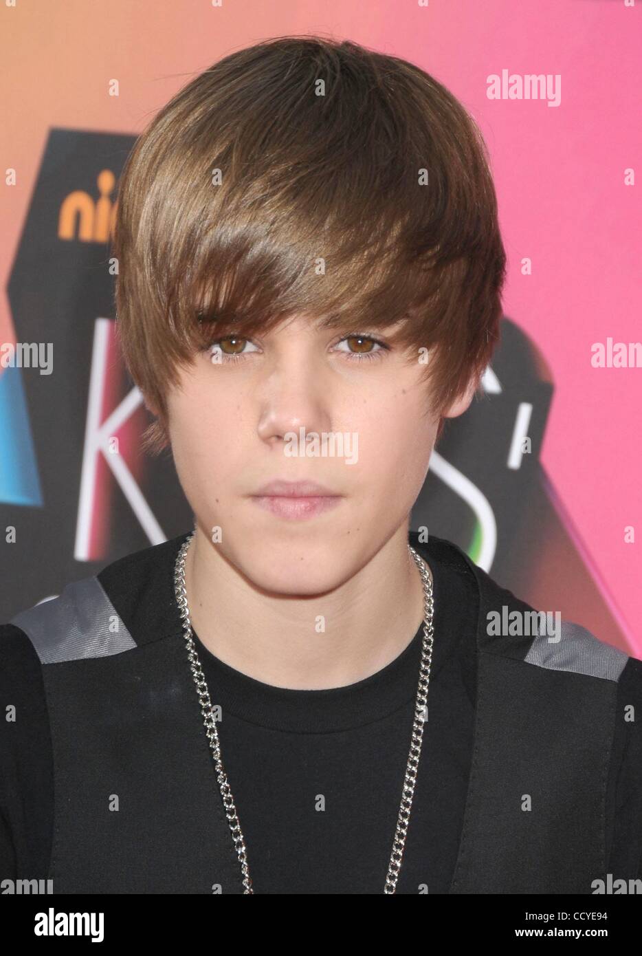 Justin bieber 2010 nickelodeon's hi-res stock photography and images ...