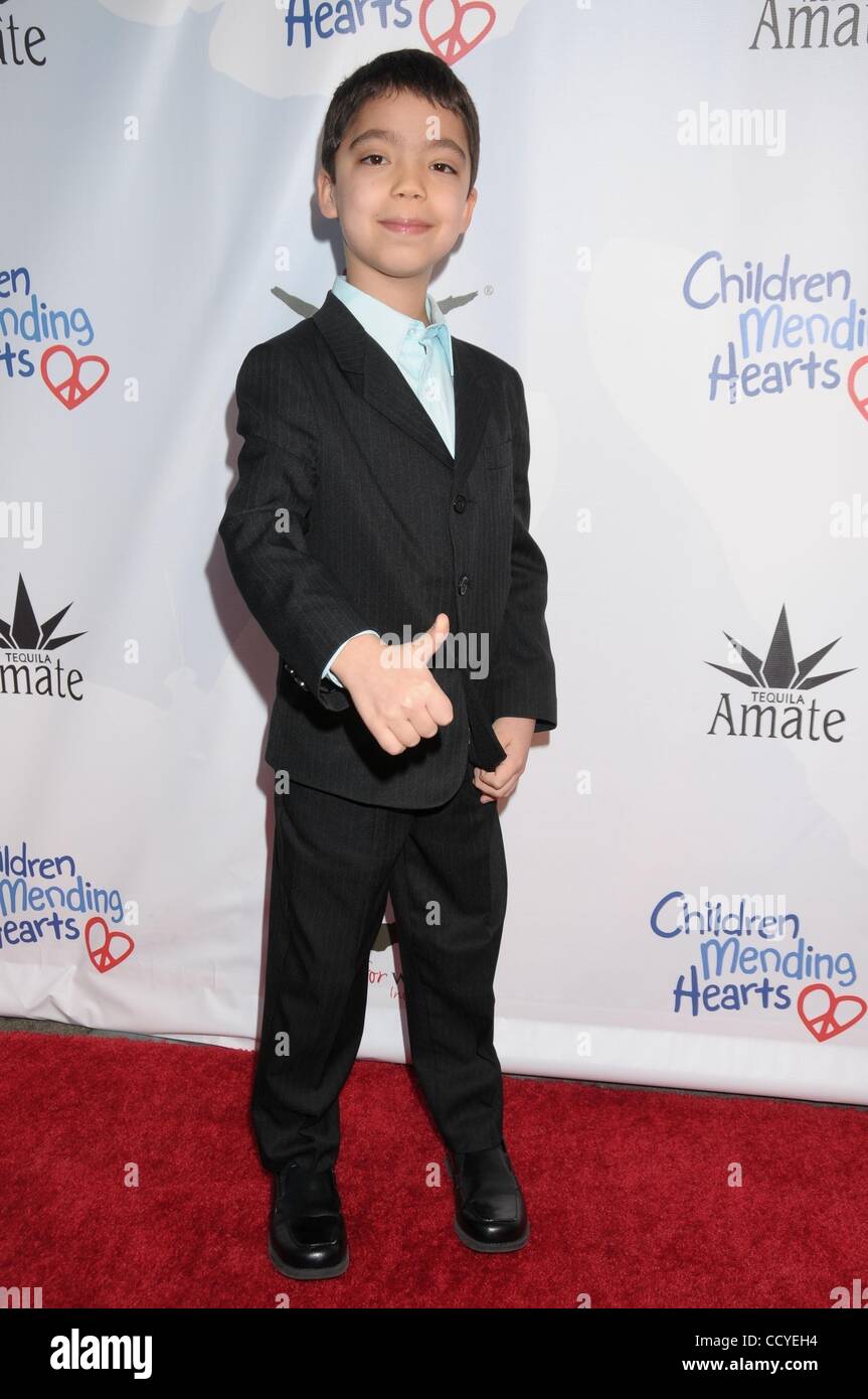 Please do not shoot the pianist hi-res stock photography and images - Alamy