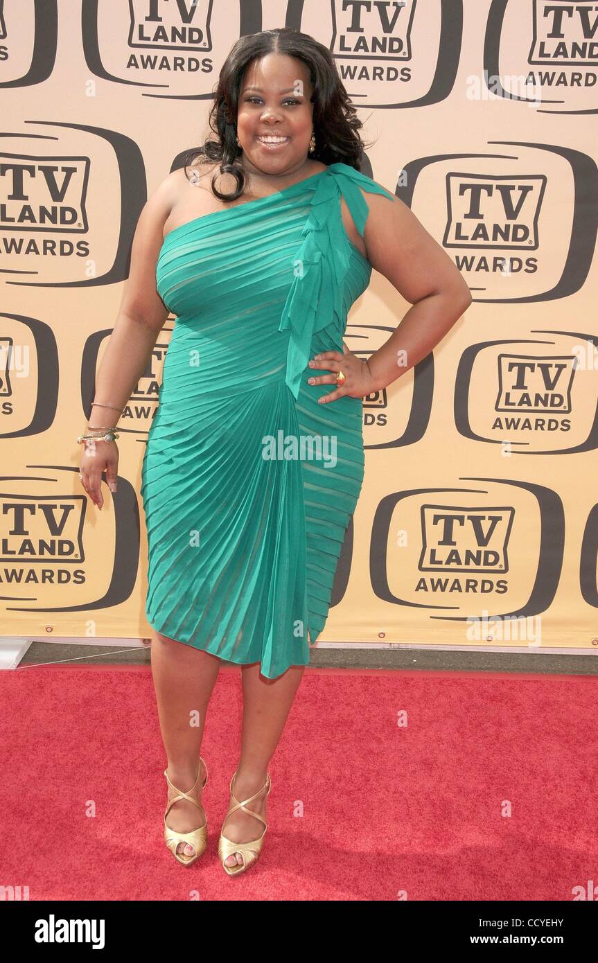 Apr 17, 2010 - Los Angeles, California, USA - Actress AMBER RILEY at ...