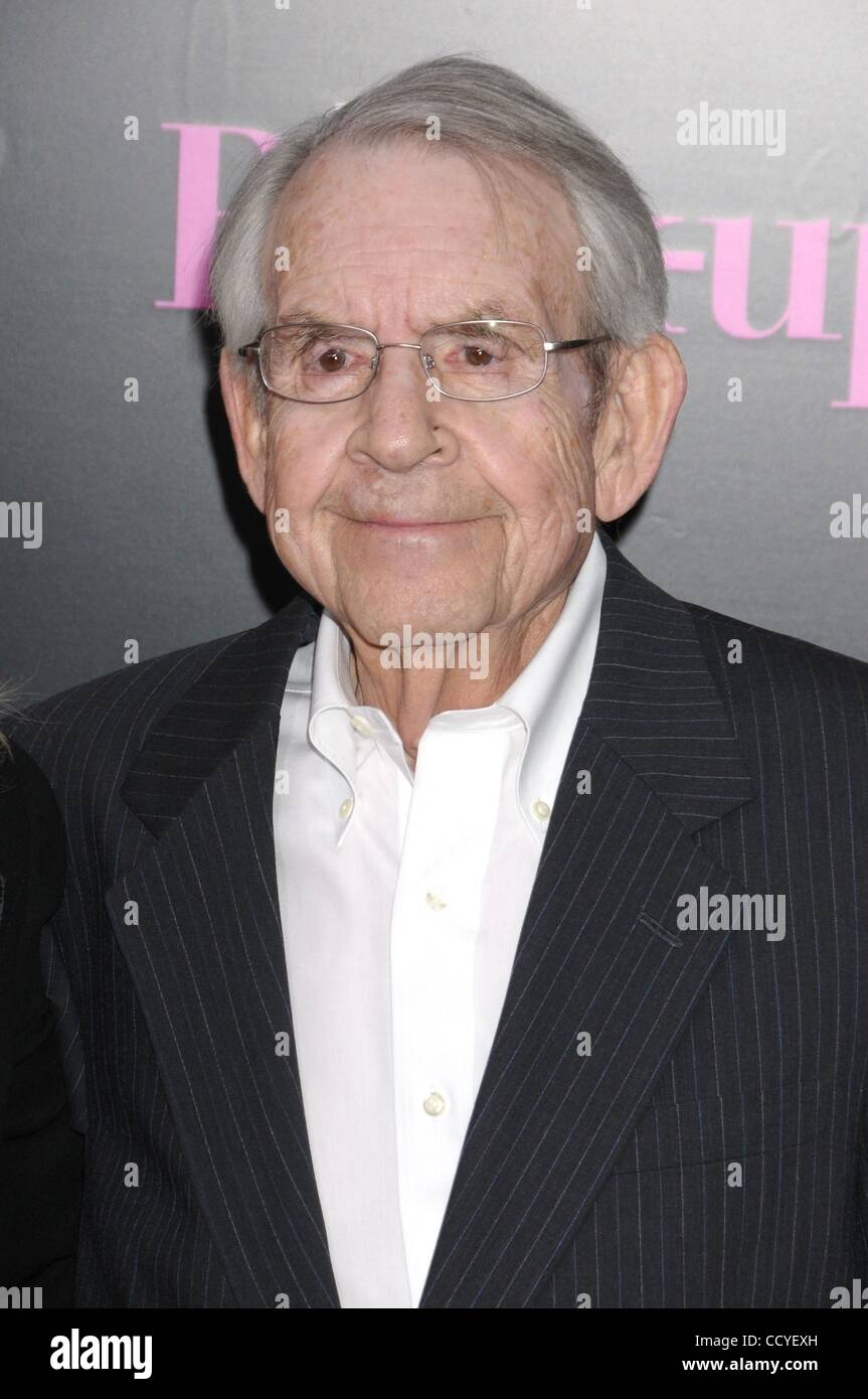 Apr 21, 2010 - Los Angeles, California, USA - Actor TOM BOSLEY at the ...