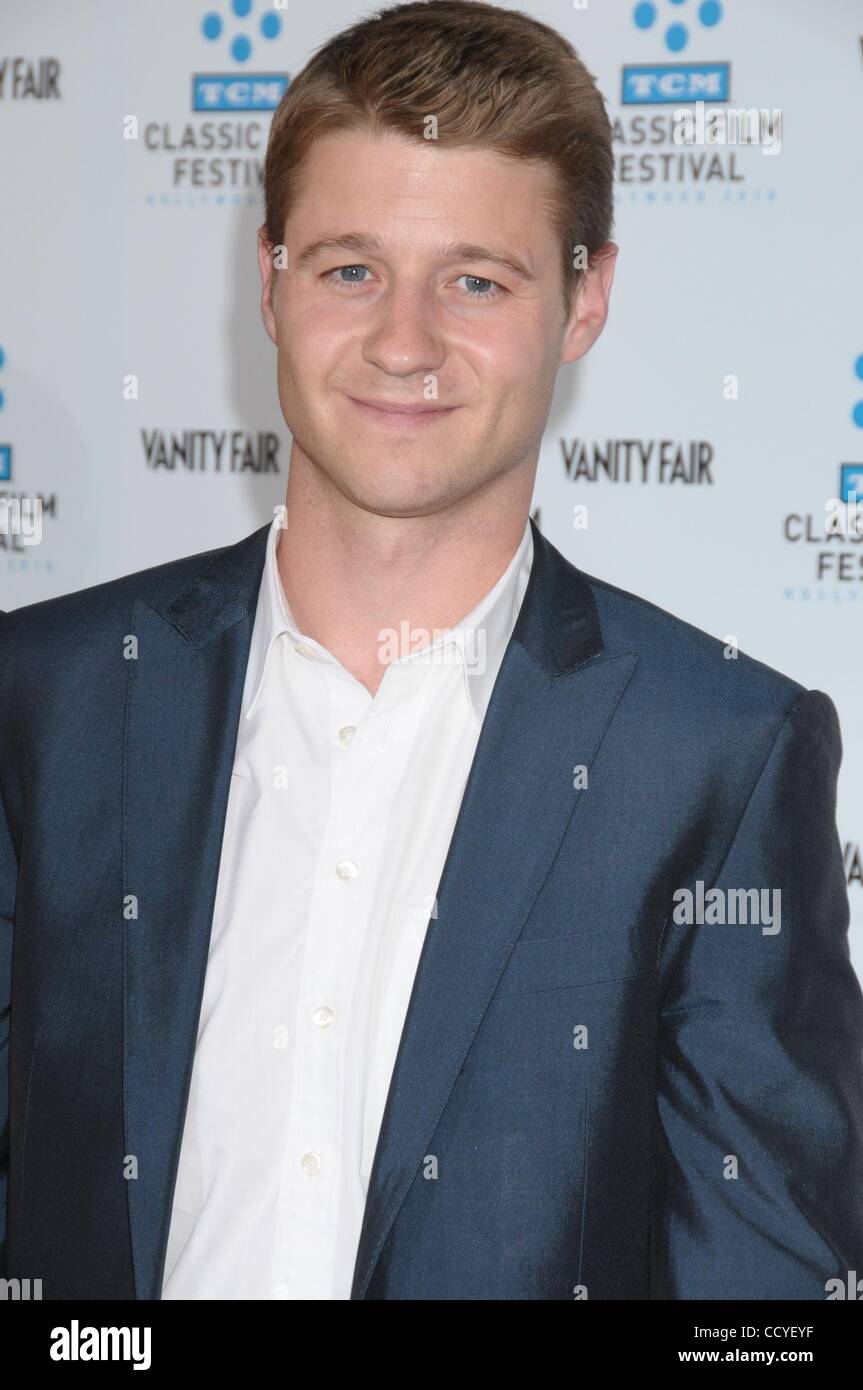 Apr 22, 2010 - Los Angeles, California, USA - Actor BENJAMIN MCKENZIE ...