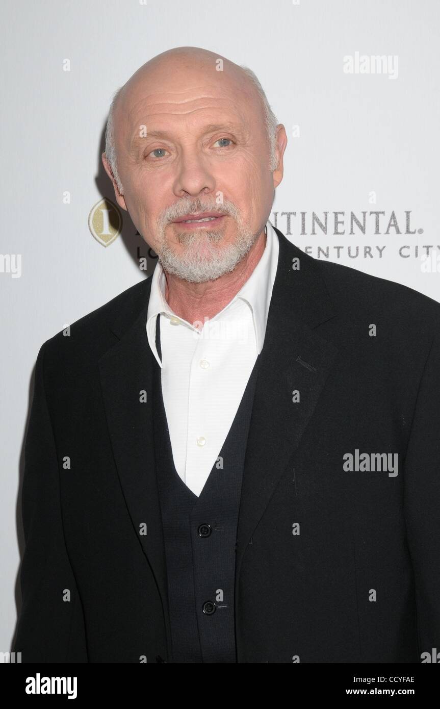 May 01, 2010 - Los Angeles, California, USA - Actor HECTOR ELIZONDO at ...