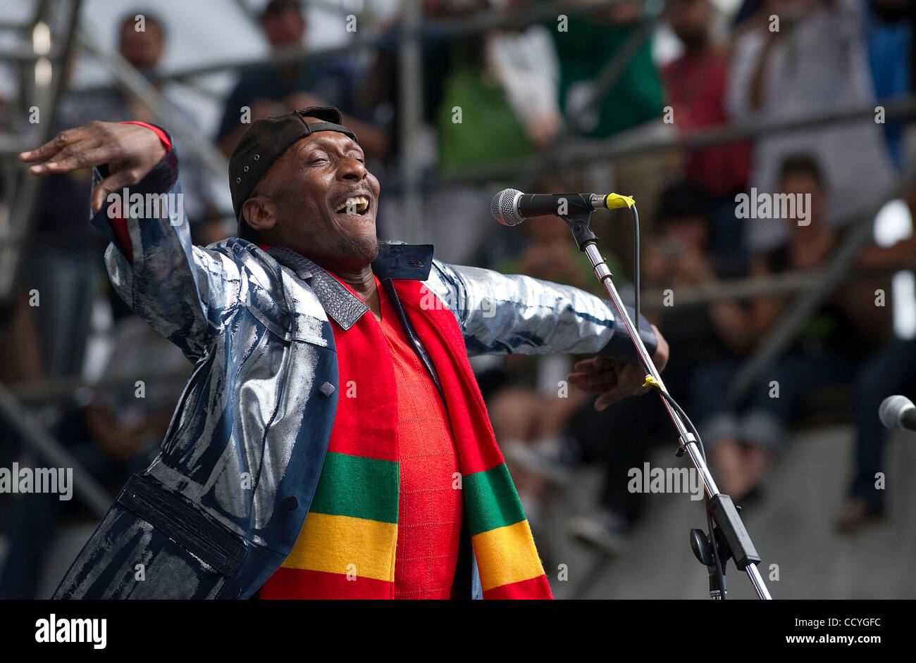 Singer Jimmy Cliff performs at the 40th Earth Day Anniversary ...