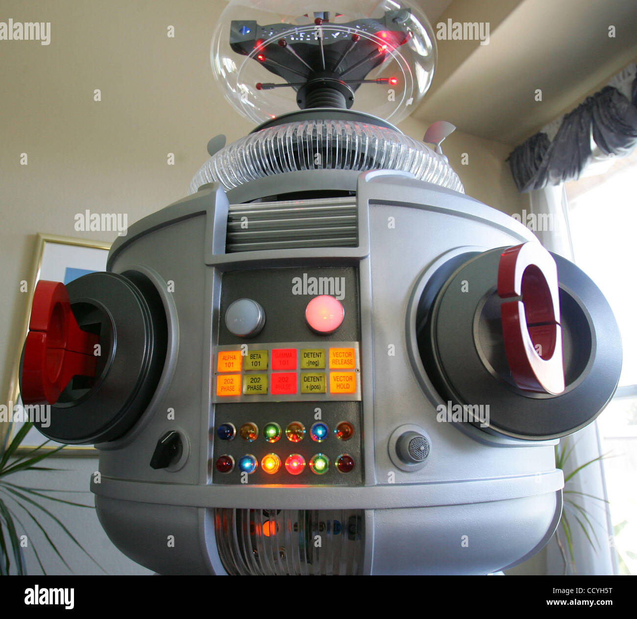 June 1, 2010 - Clovis, California, U.S. - A life-size replica of the ...