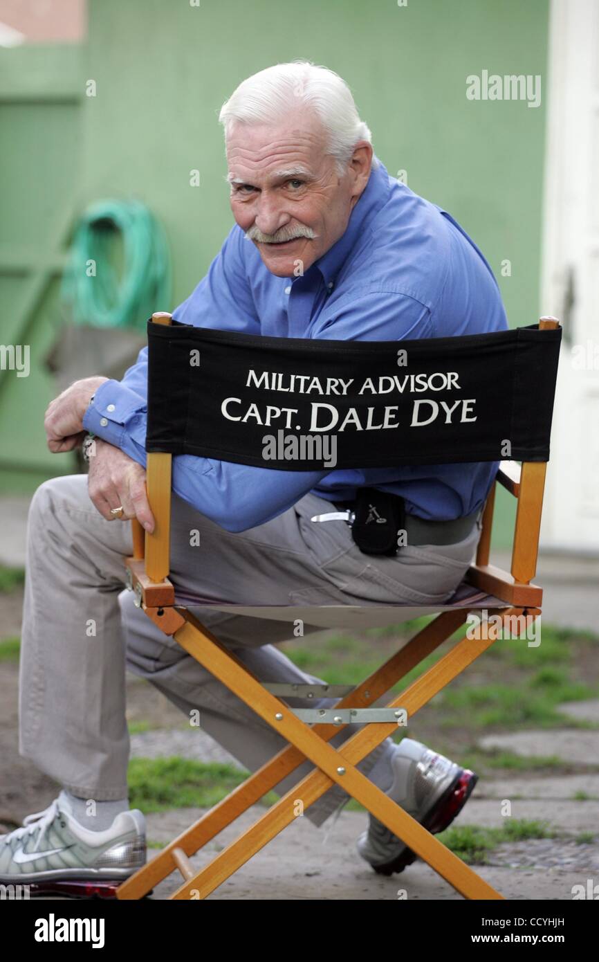 Captain dale dye hi-res stock photography and images - Alamy