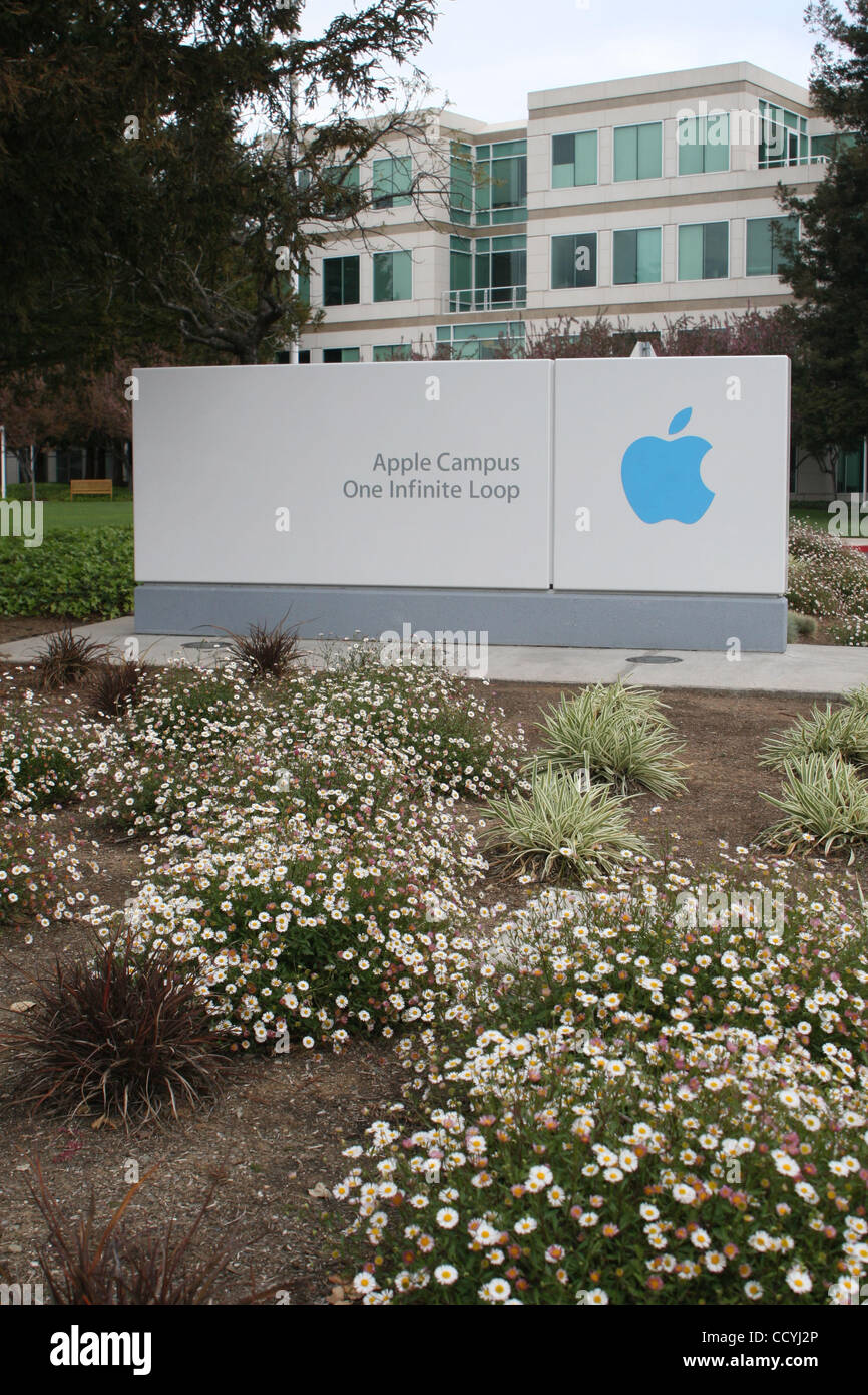 Mar. 31, 2010 - Cupertino, California, U.S. - Worldwide headquarters of ...