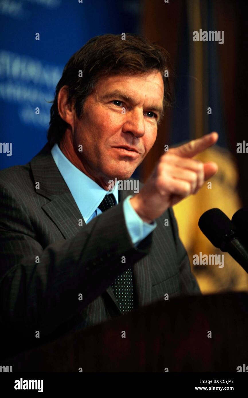 Apr. 12, 2010 - Washington, District of Columbia, U.S. - Actor DENNIS ...