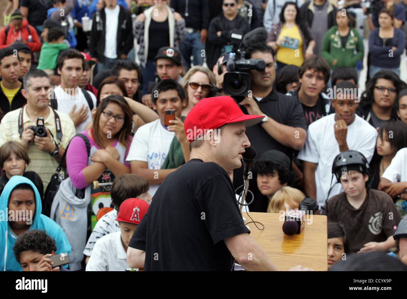 Skateboarder Rob Dyrdek speaks at the grand opening of a skate park in ...