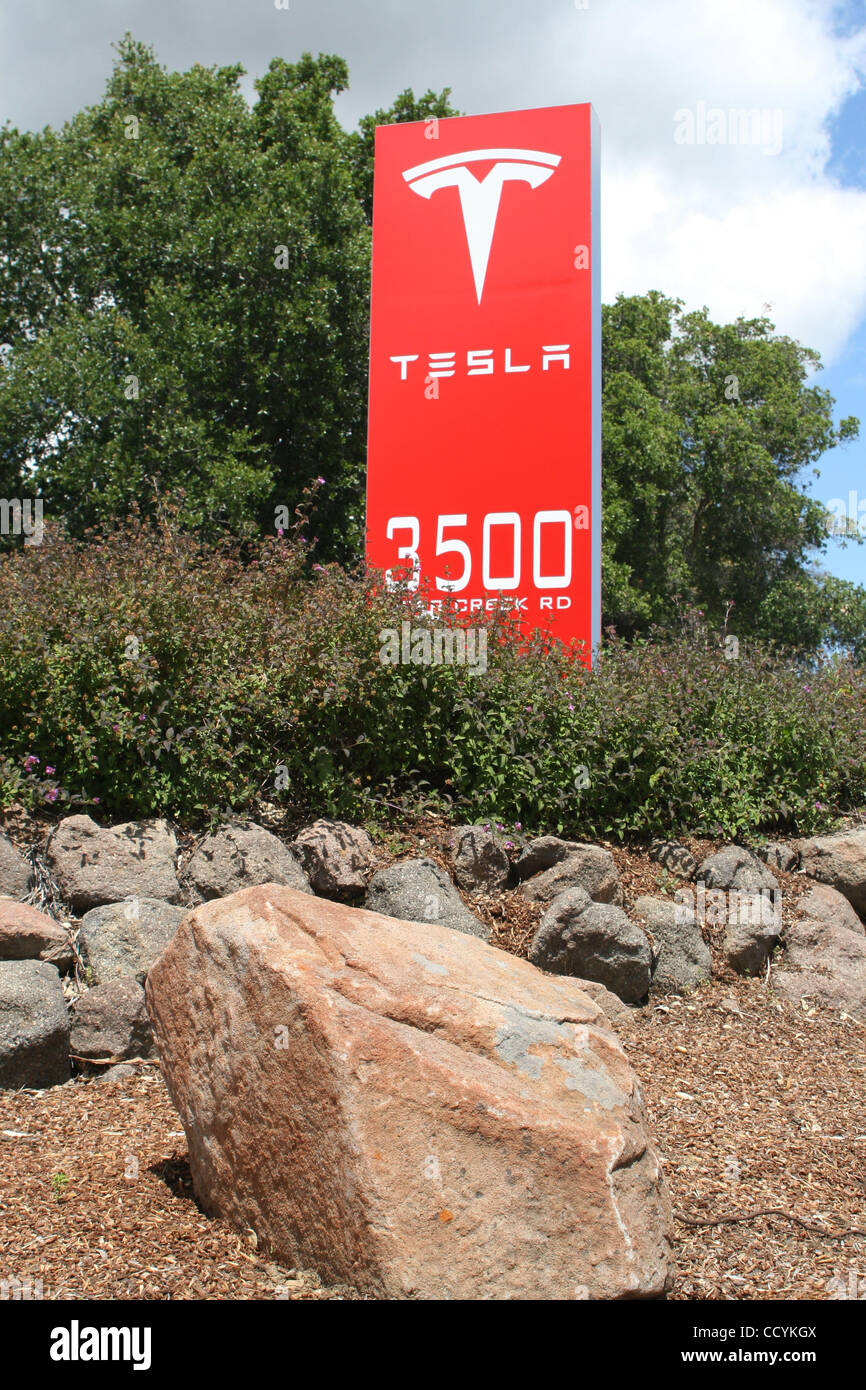 Tesla motors headquarters hi-res stock photography and images - Alamy