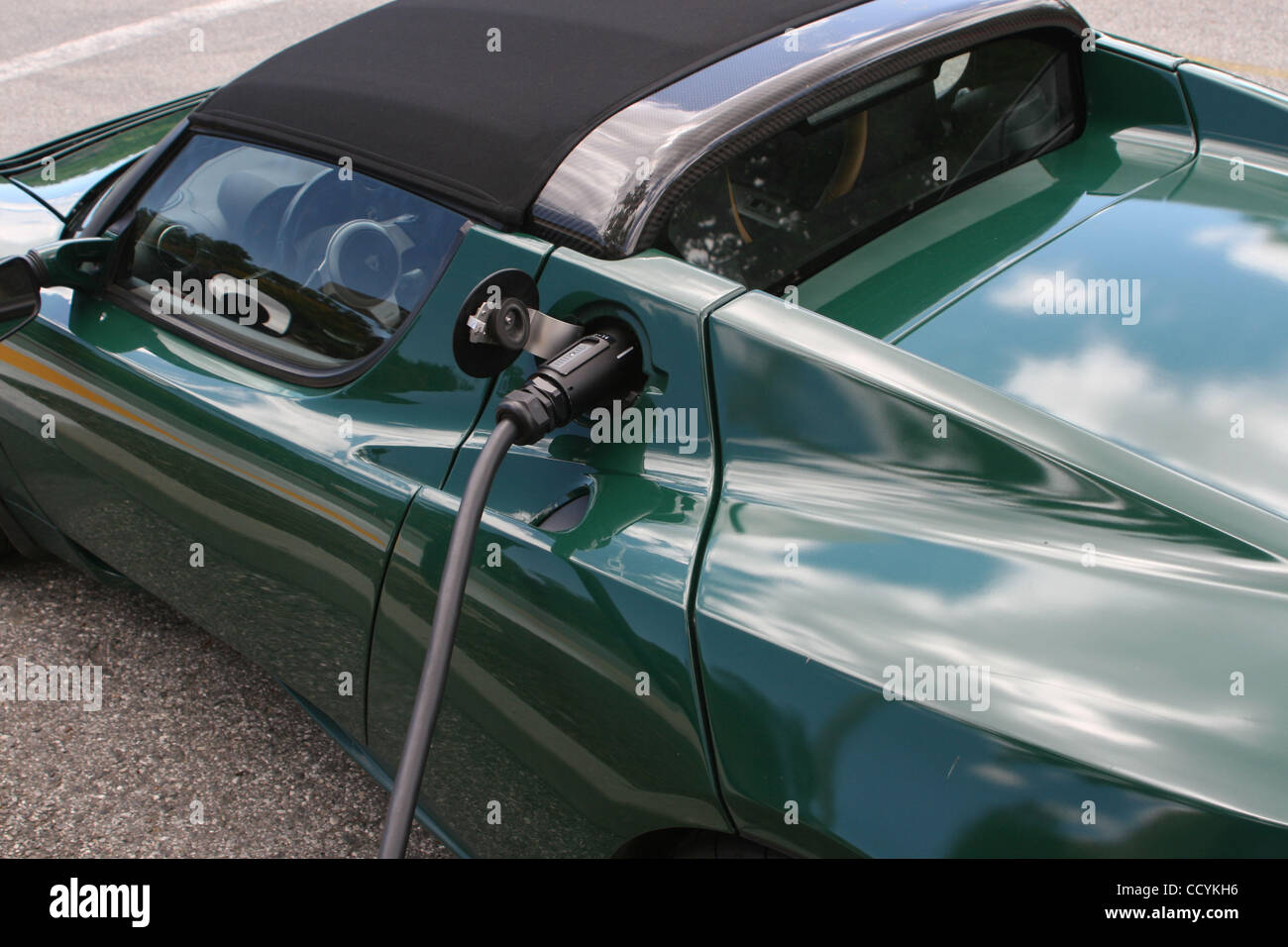 Tesla motors headquarters hi-res stock photography and images - Alamy