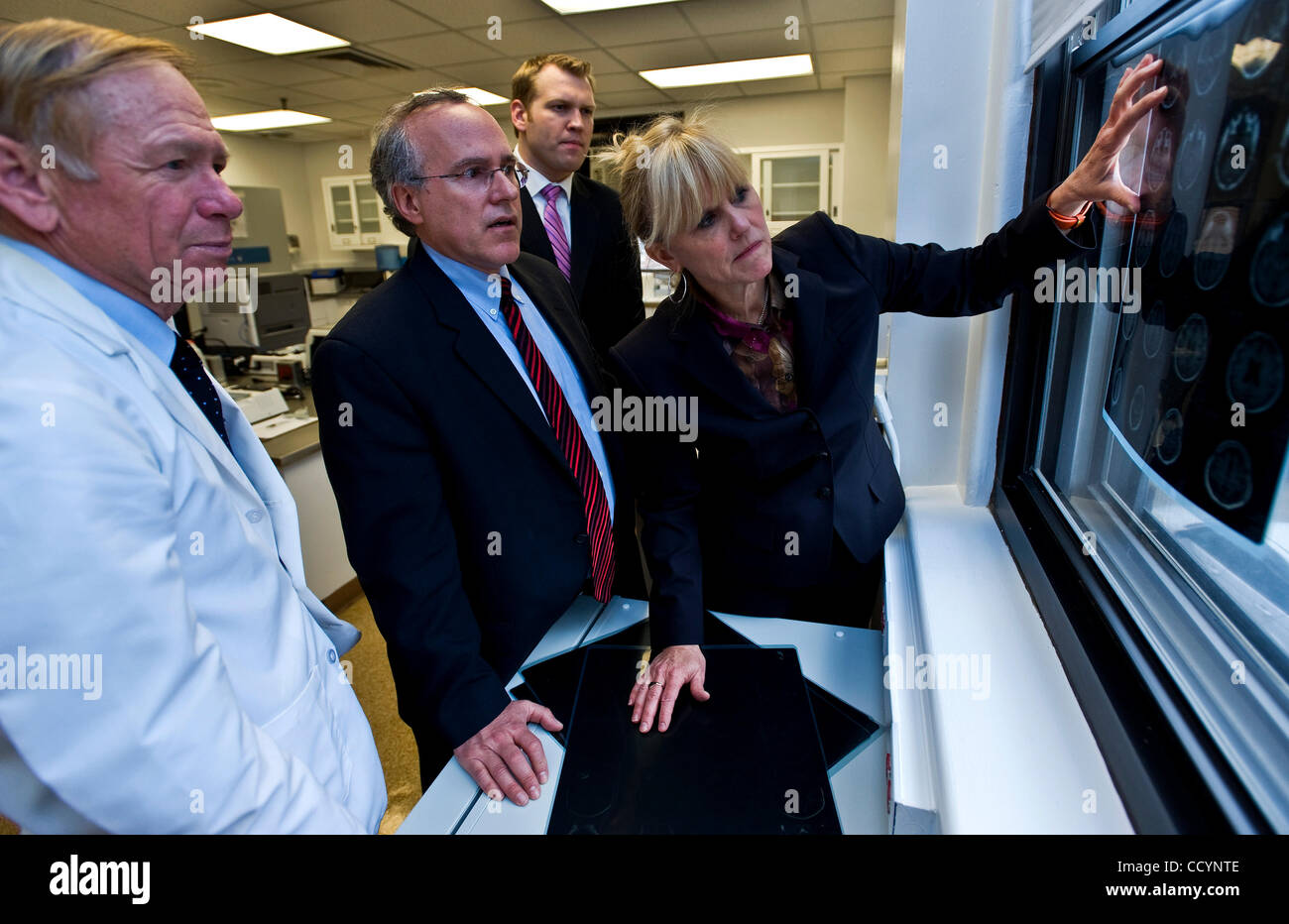 Brain scans hi-res stock photography and images - Alamy