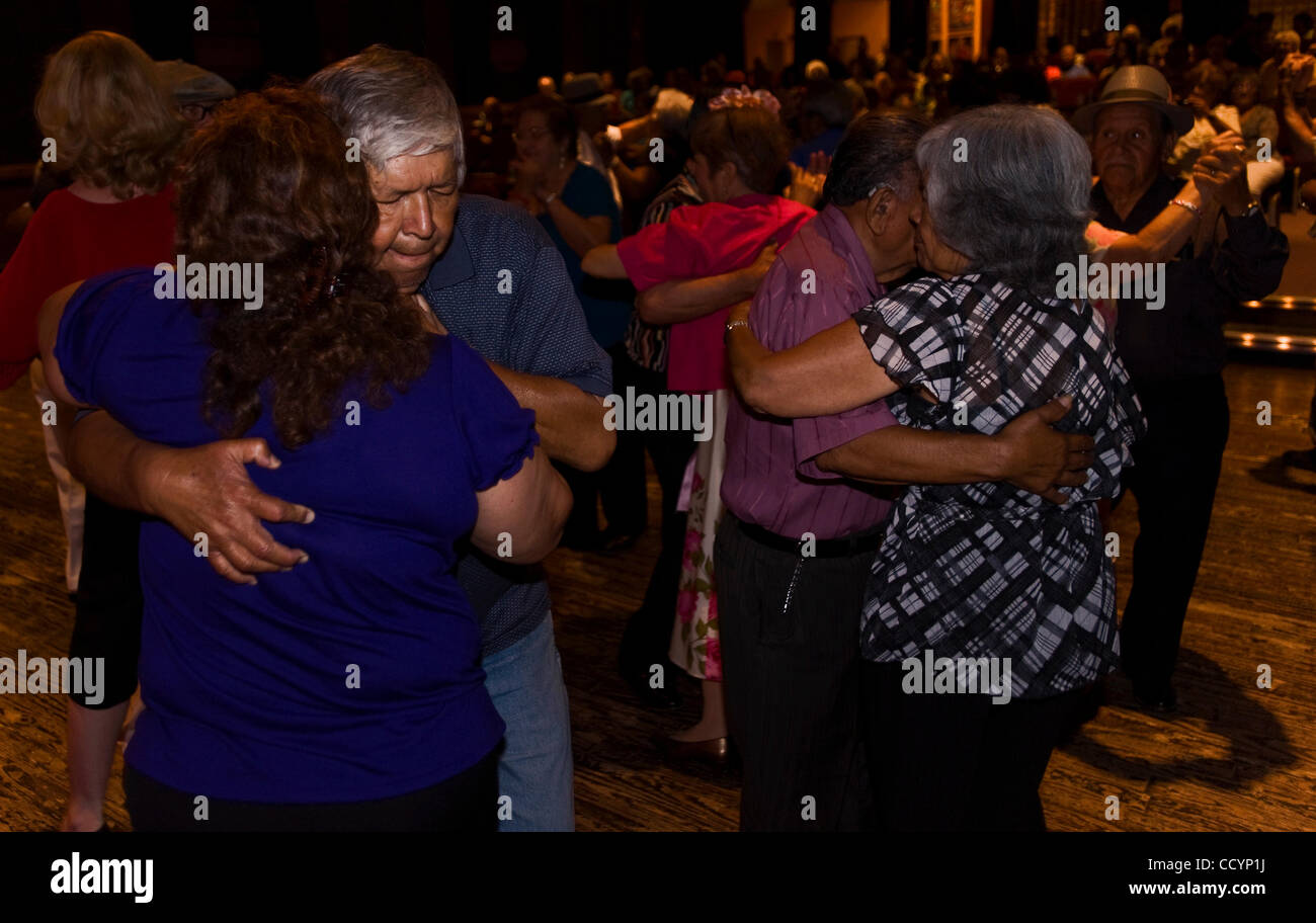 Tejano dance hi-res stock photography and images - Alamy