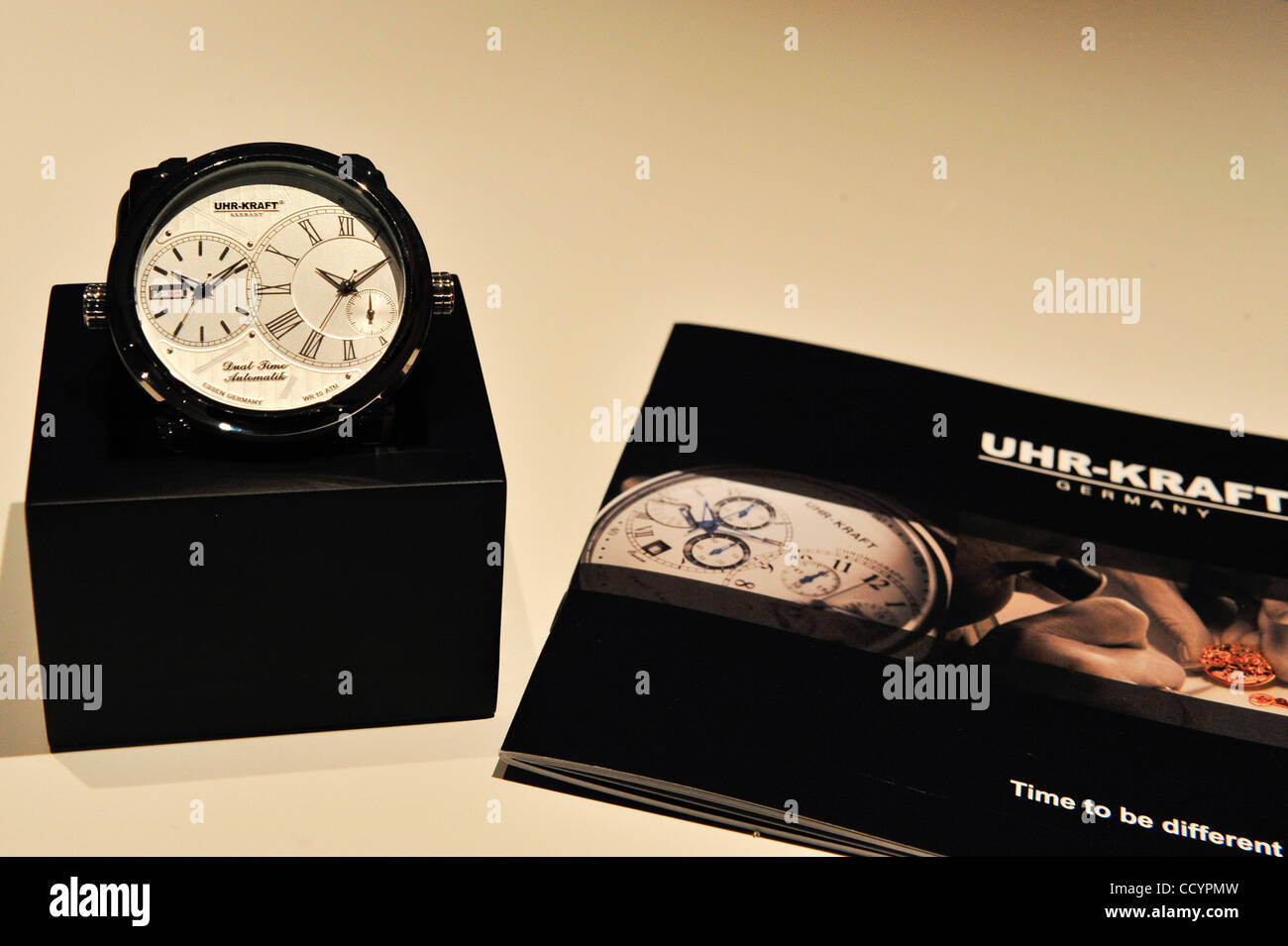 Uhr kraft hi-res stock photography and images - Alamy