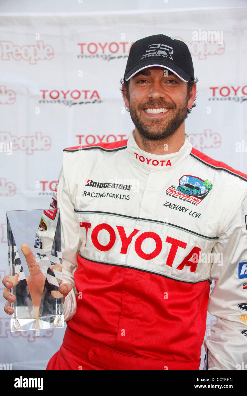 Zachary levi chuck hi-res stock photography and images - Alamy