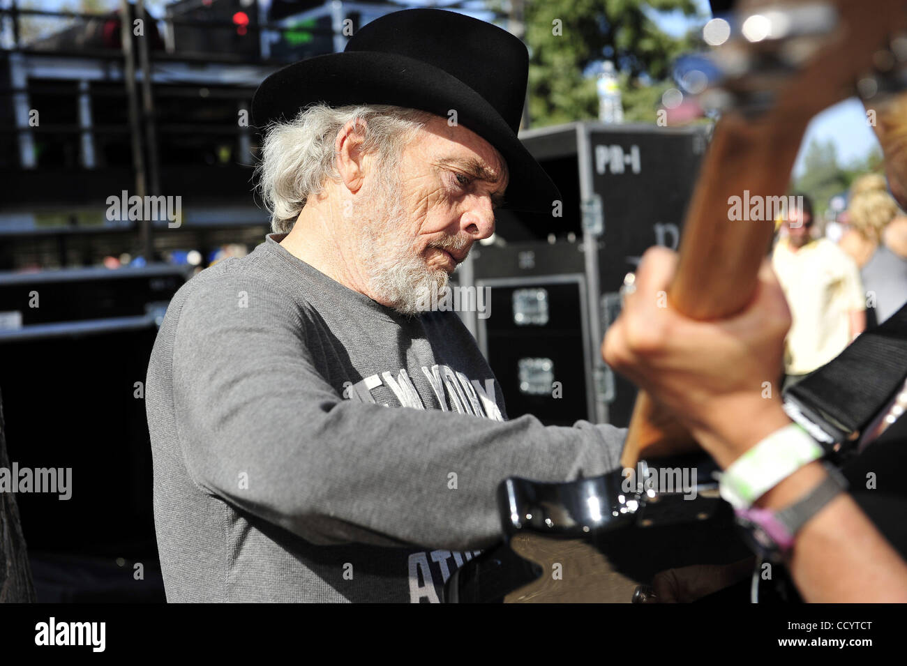 Country music legend Merle Haggard performed live at the Pozo Stampede ...