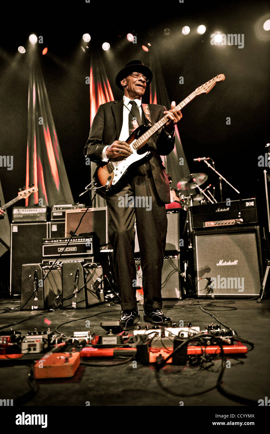 Eamonn Walker Howlin Wolf