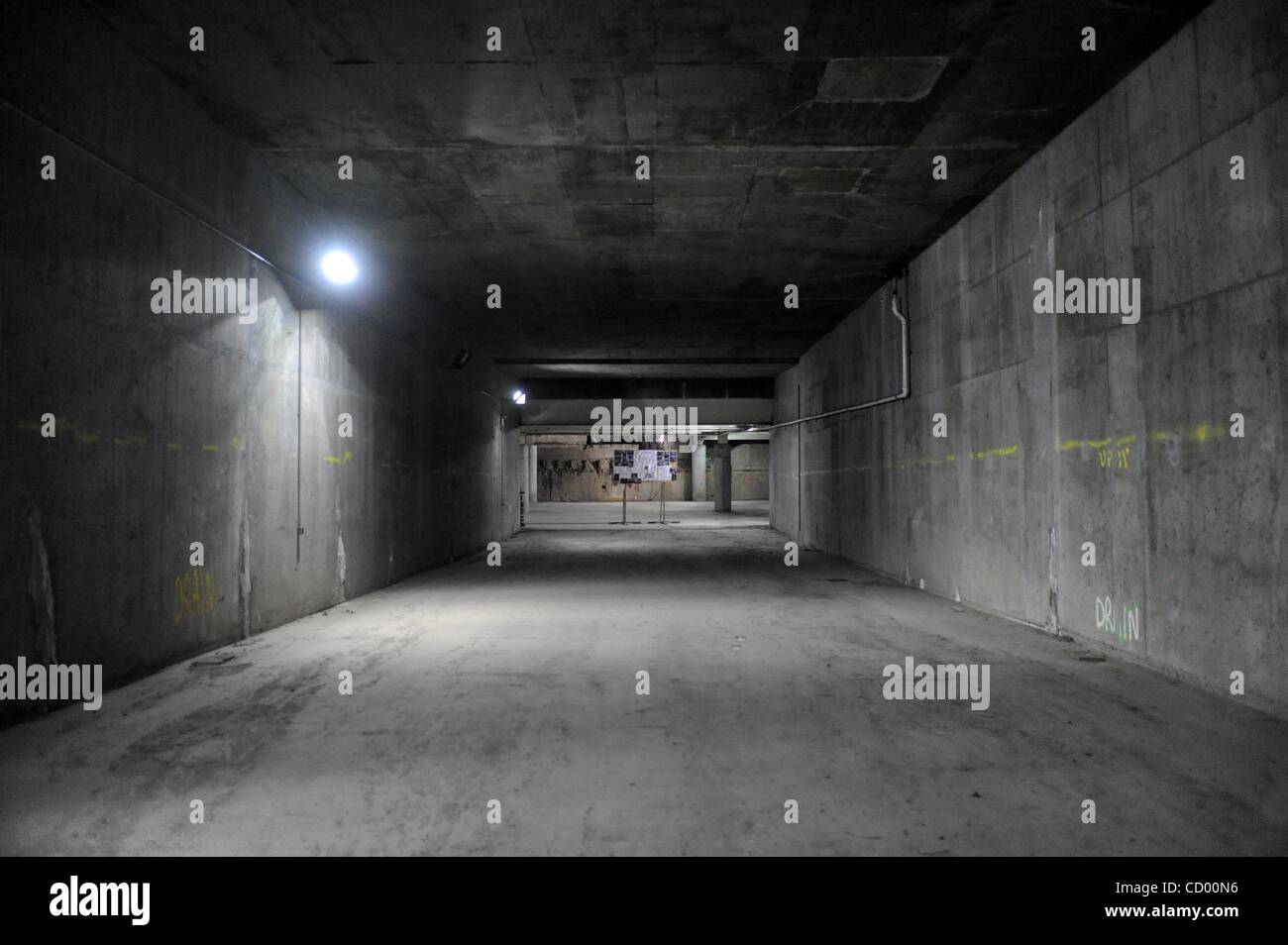 Apr 16, 2010 - Manhattan, New York, USA - The Dey Street below-ground ...