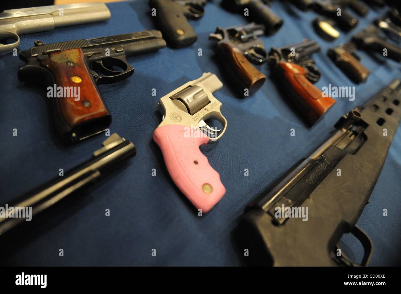 Seized weapons on display police hi-res stock photography and images ...