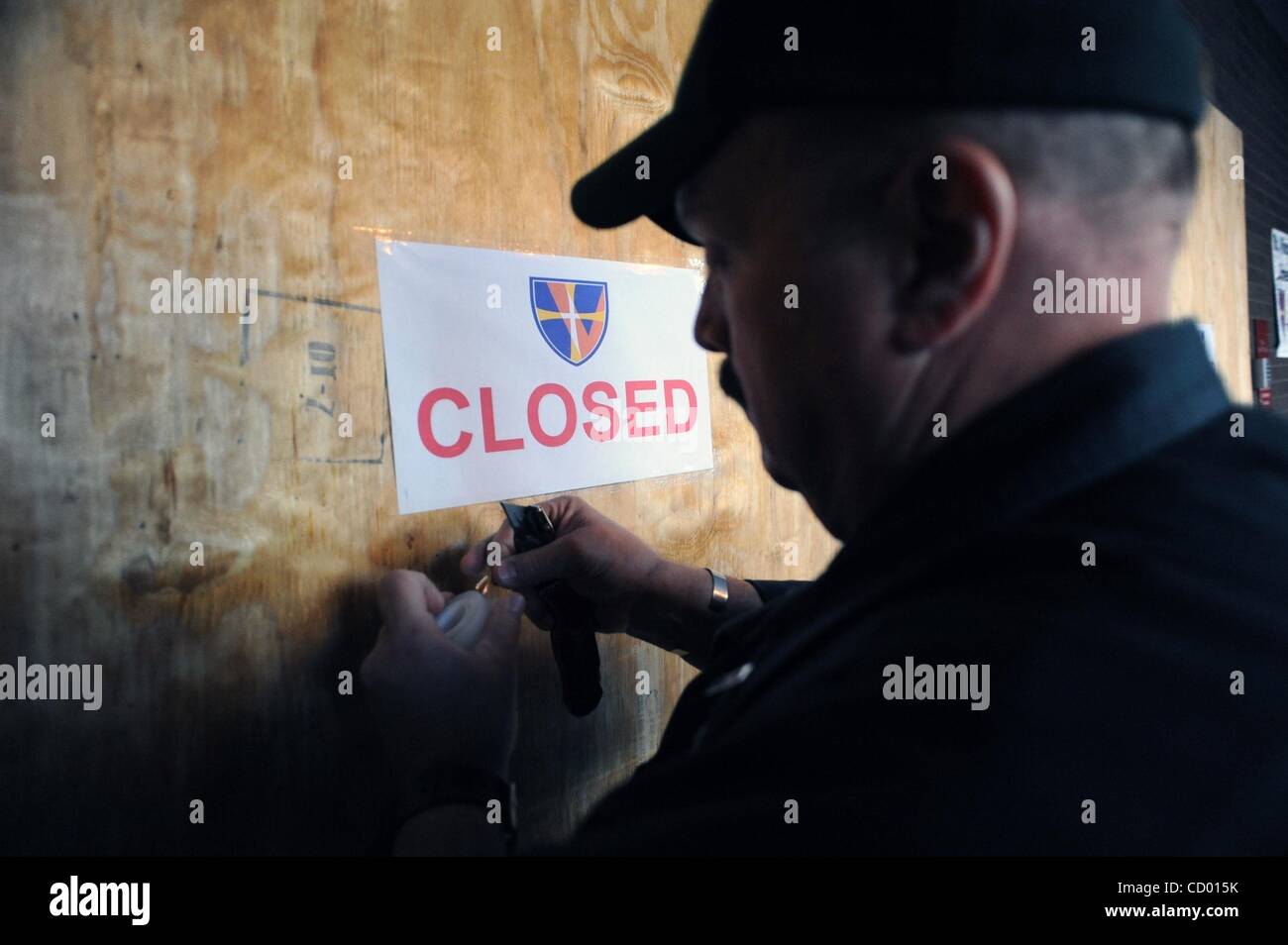 Apr 30, 2010 - Manhattan, New York, USA - A "closed" sign is taped to ...