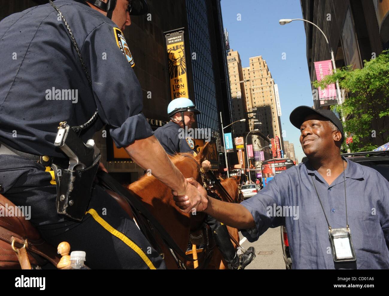 Police duane hi-res stock photography and images - Alamy