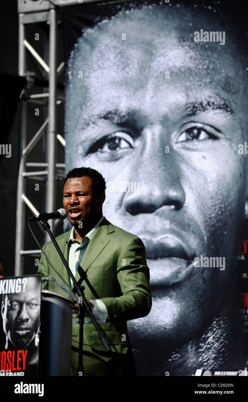 March 4,2010 - Los Angeles, California, USA. Sugar Shane Mosley talks ...