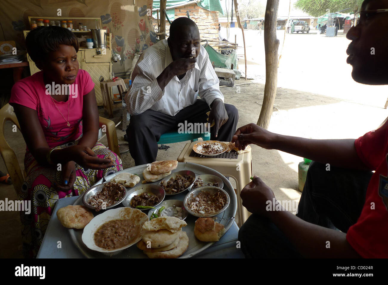 Mar 13, 2010 - Turalei, Sudan - Lunch in the central market in Turalei ...