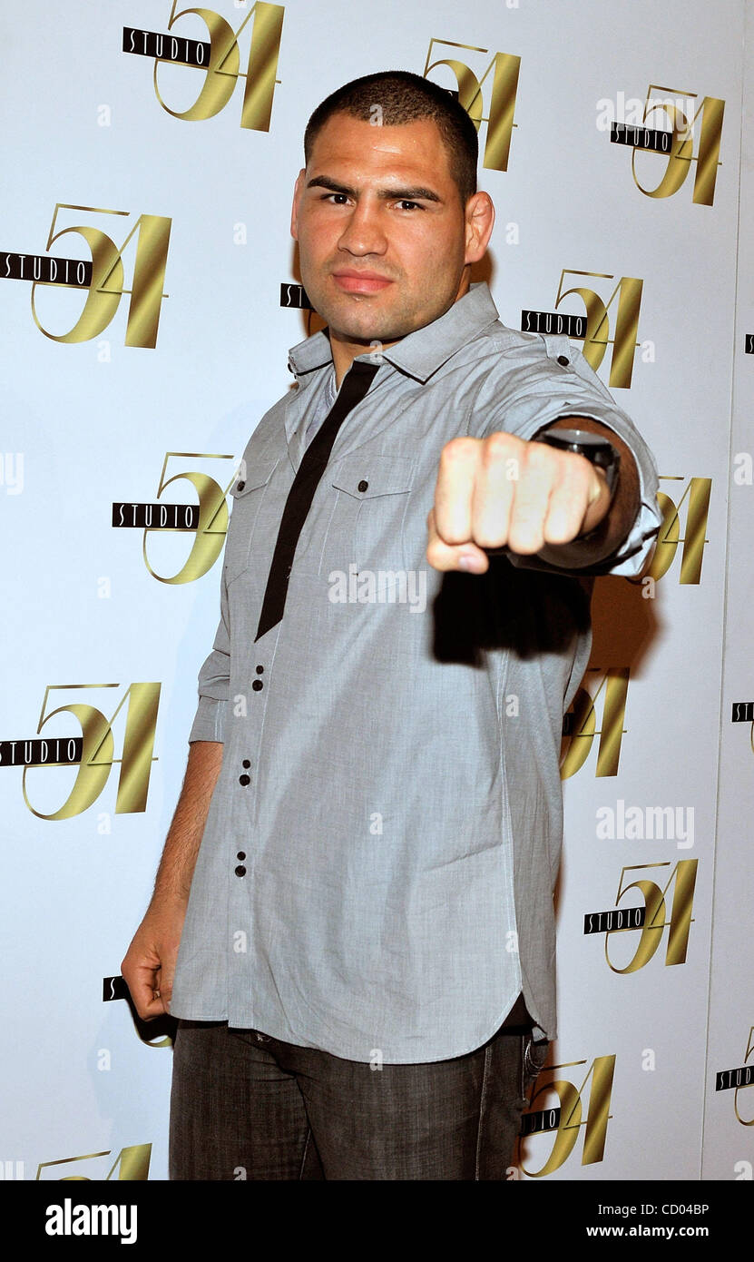 May 29, 2010 - Las Vegas, Nevada, USA - UFC fighter CAIN VELASQUEZ ...