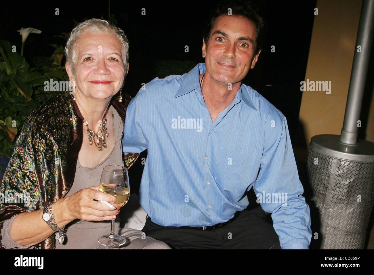 Esformes hi-res stock photography and images - Alamy