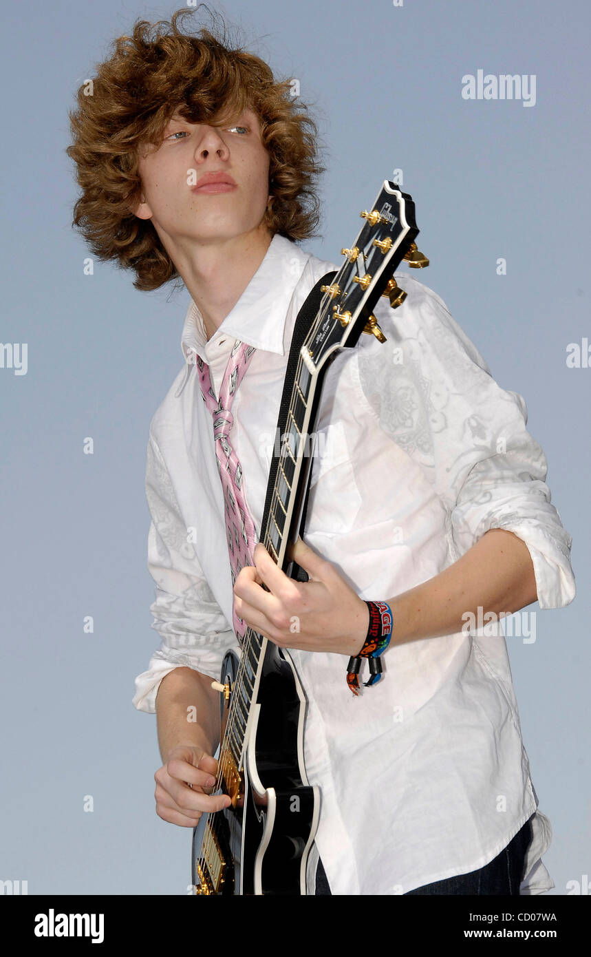 April 26, 2008; Indio, CA, USA; Musician ALEX CRANE of Jupiter's Ring ...