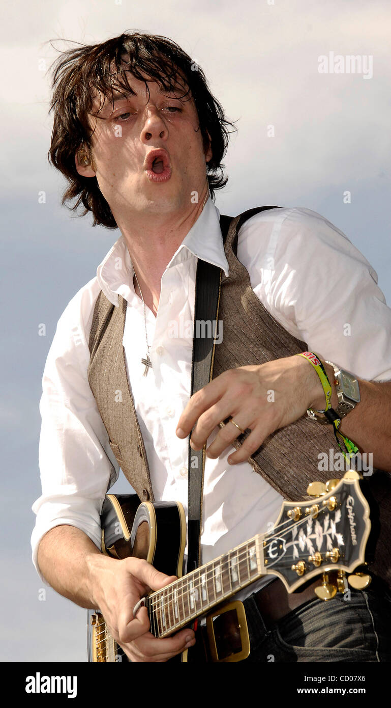 April 27, 2008; Indio, CA, USA; Musician SHANE LAWLOR, of 'Electric ...