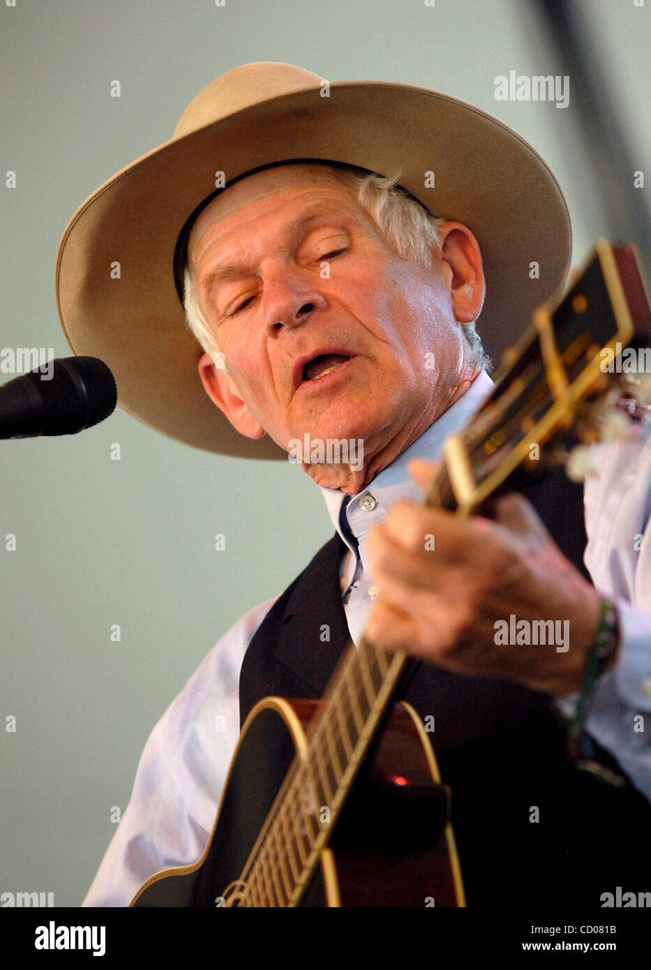 May 2, 2008; Indio, CA, USA; Musician DON EDWARDS performing during the ...