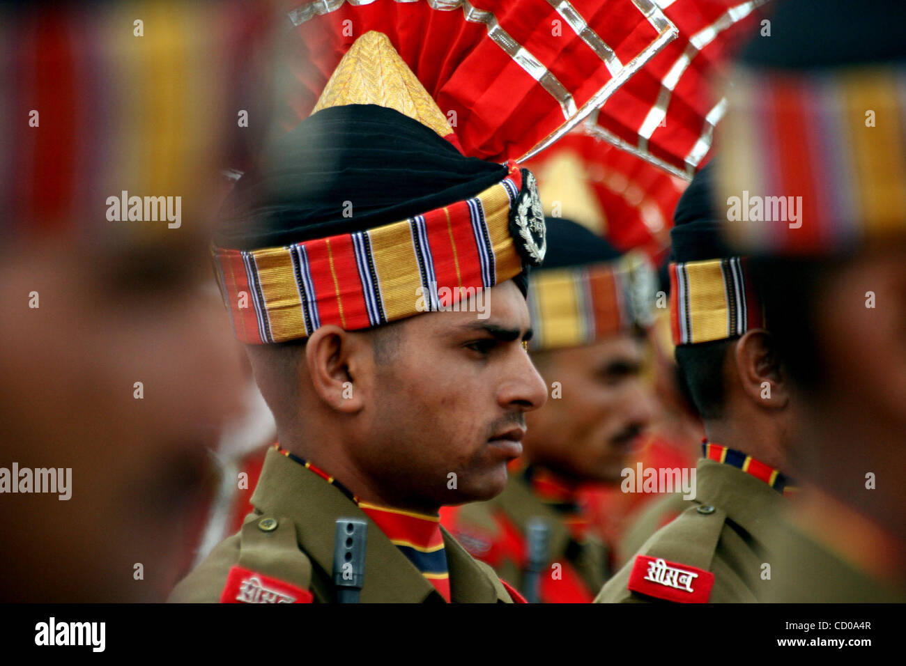 New indian soldiers of Border Security Force (BSF)stand in attention ...