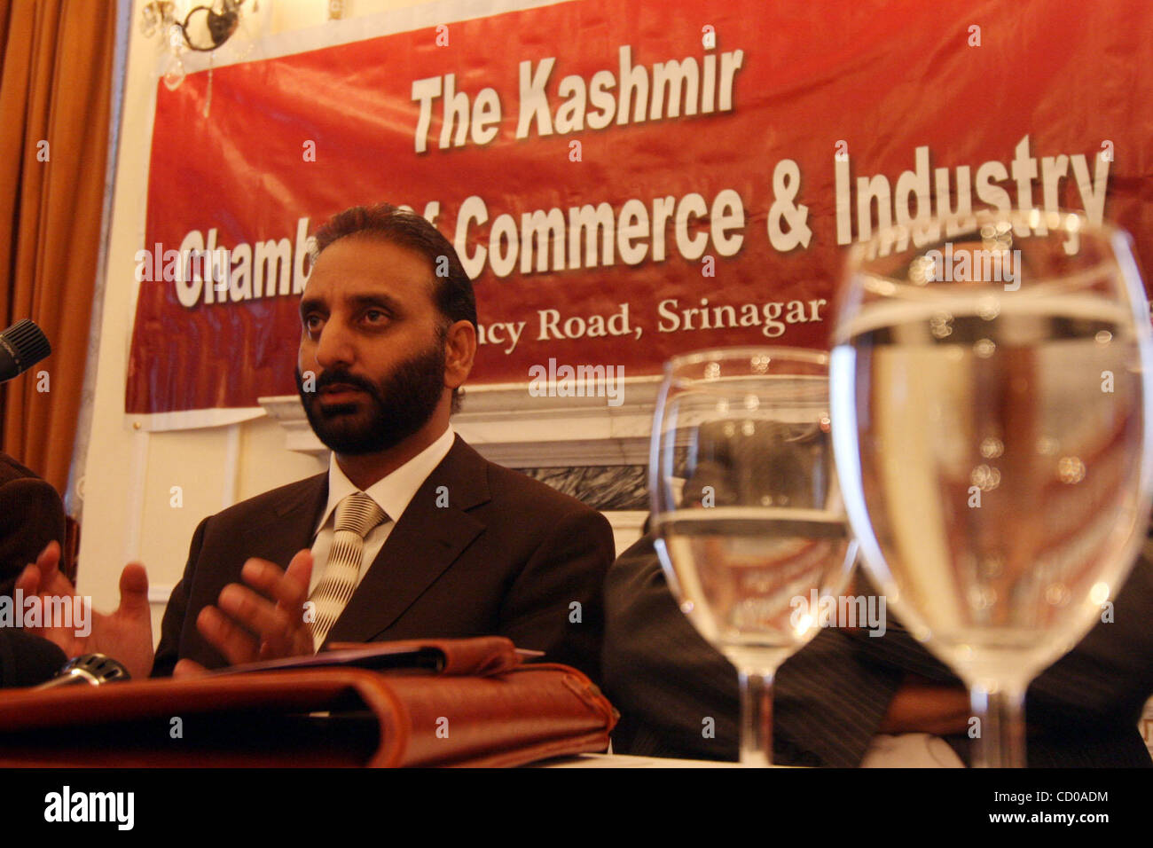 Pakistani traders hi-res stock photography and images - Alamy