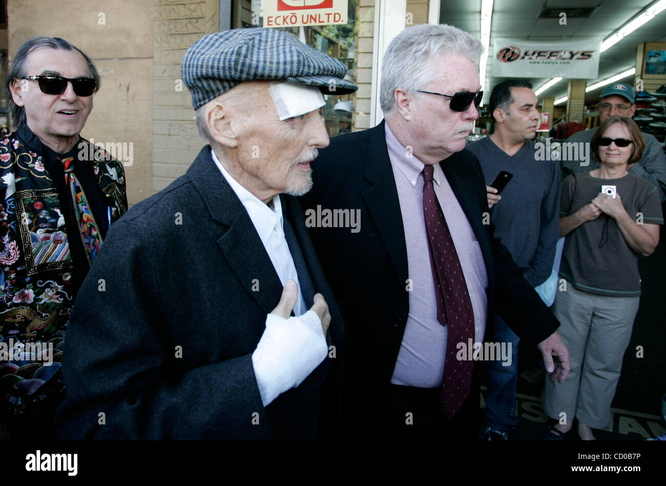 Dennis Lee Hopper (May 17, 1936 - May 29, 2010) American actor ...