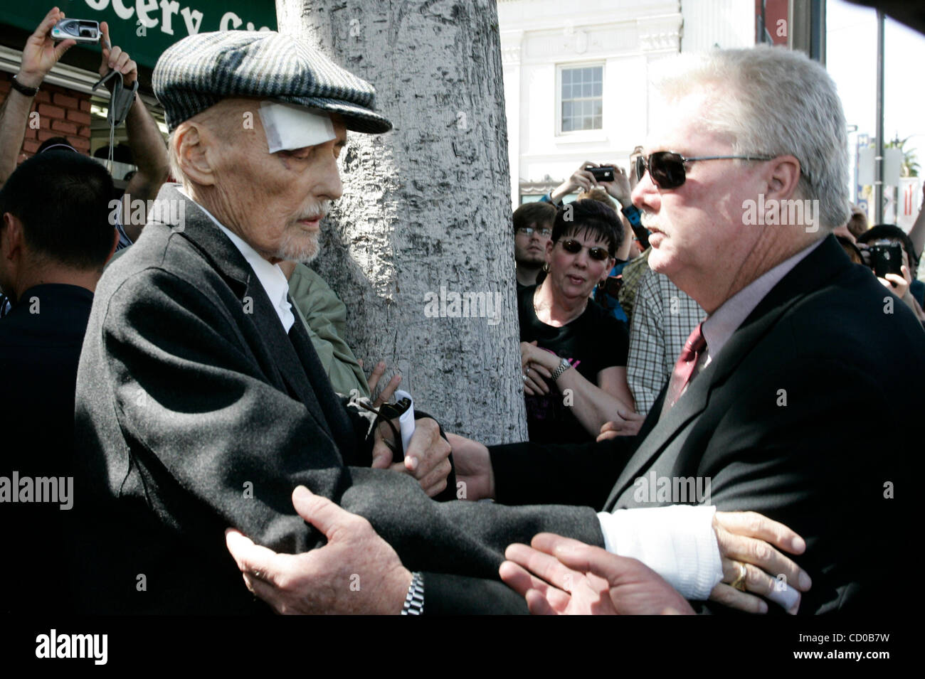 Dennis Lee Hopper (May 17, 1936 - May 29, 2010) American actor ...