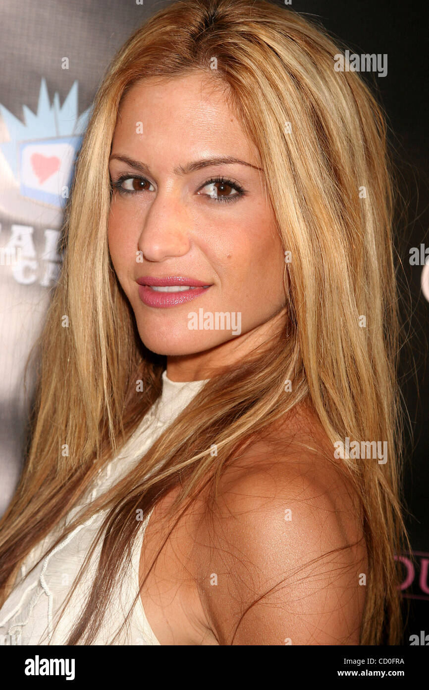 Rebecca cardon hi-res stock photography and images - Alamy