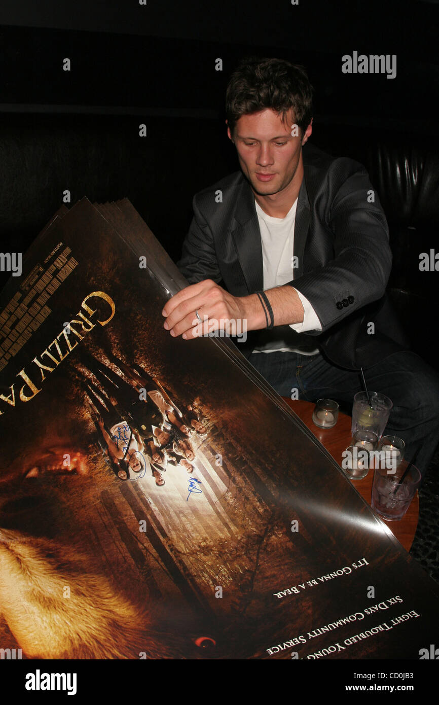 Apr. 4, 2008 - Hollywood, California, U.S. - I13156CHW.****EXCLUSIVE ...