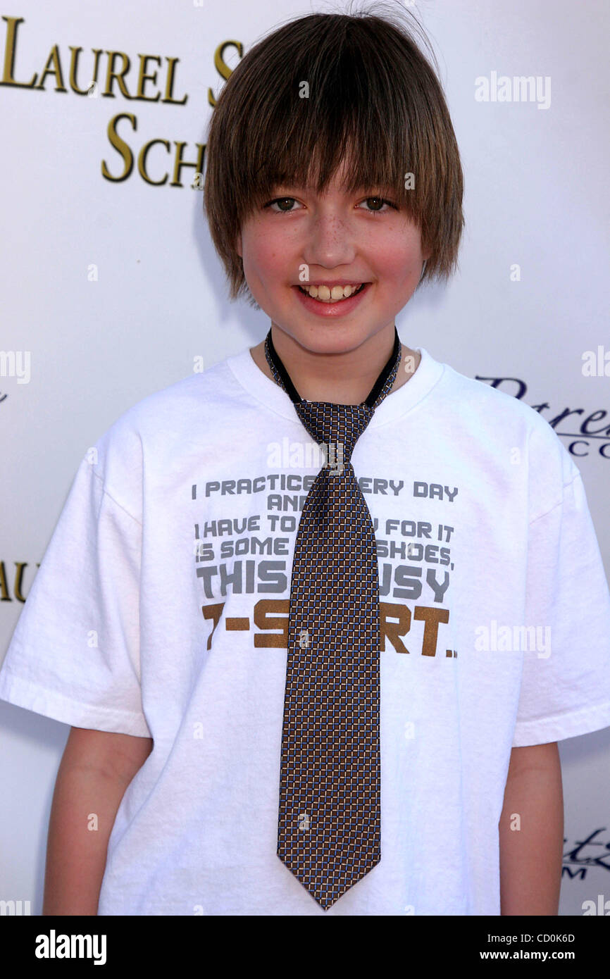 Field cate hi-res stock photography and images - Alamy